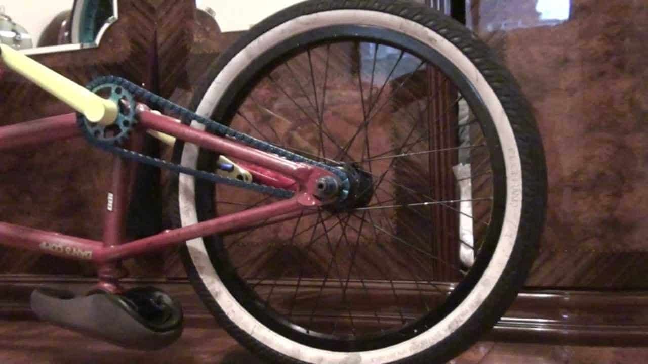 How To Clean White Bike Tires? | Cleanestor