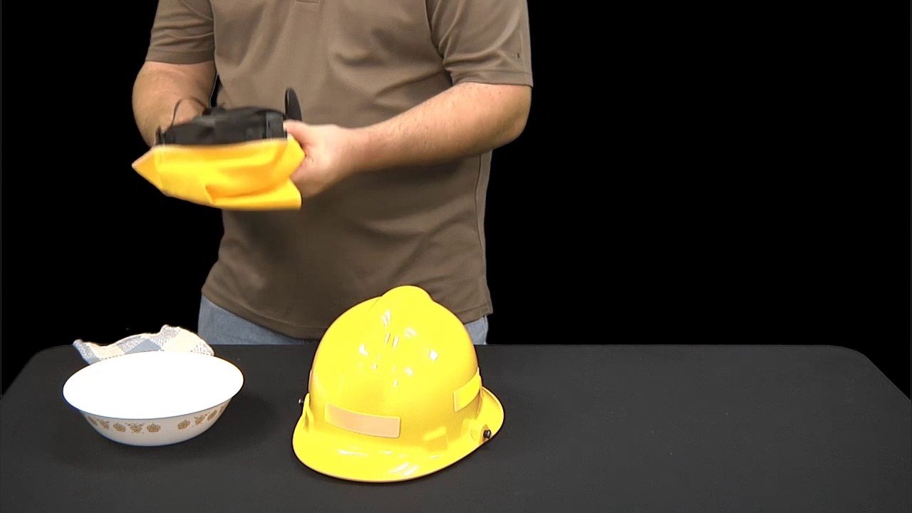 How To Clean A Hard Hat | Cleanestor