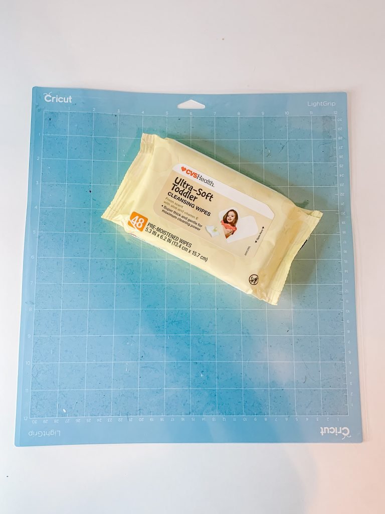 How To Clean Cricut Mat With Baby Wipes | Cleanestor