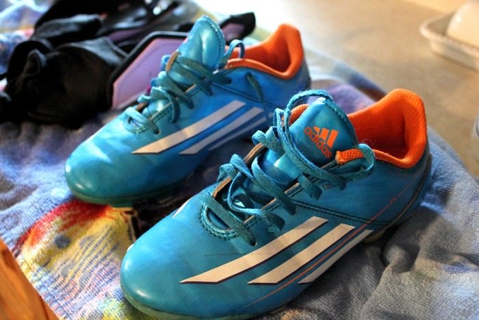 How To Clean Smelly Football Cleats | Cleanestor